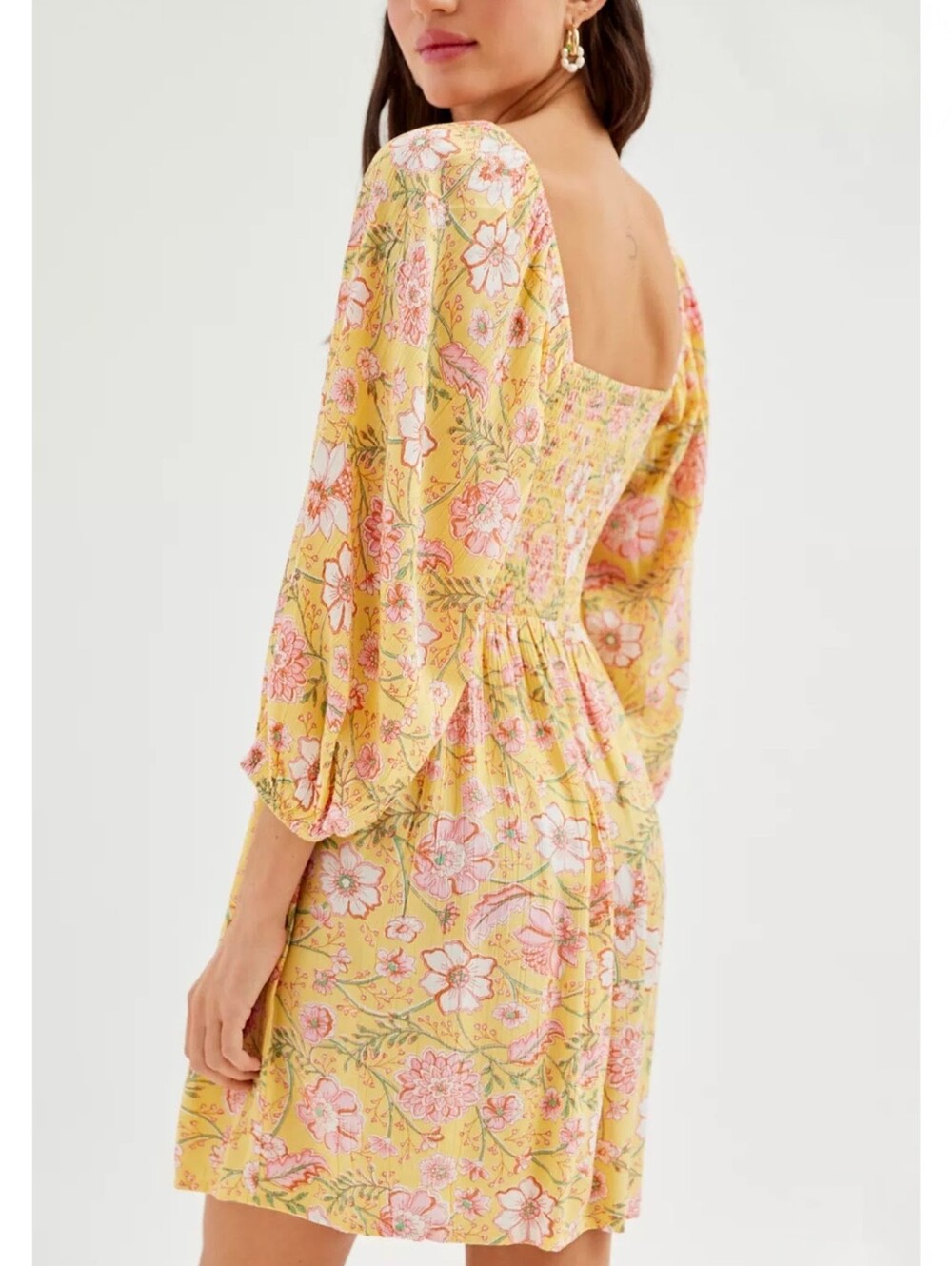 Billabong | Dresses | 6 Nwt Billabong Paradise Days Floral Smocked Mini ...